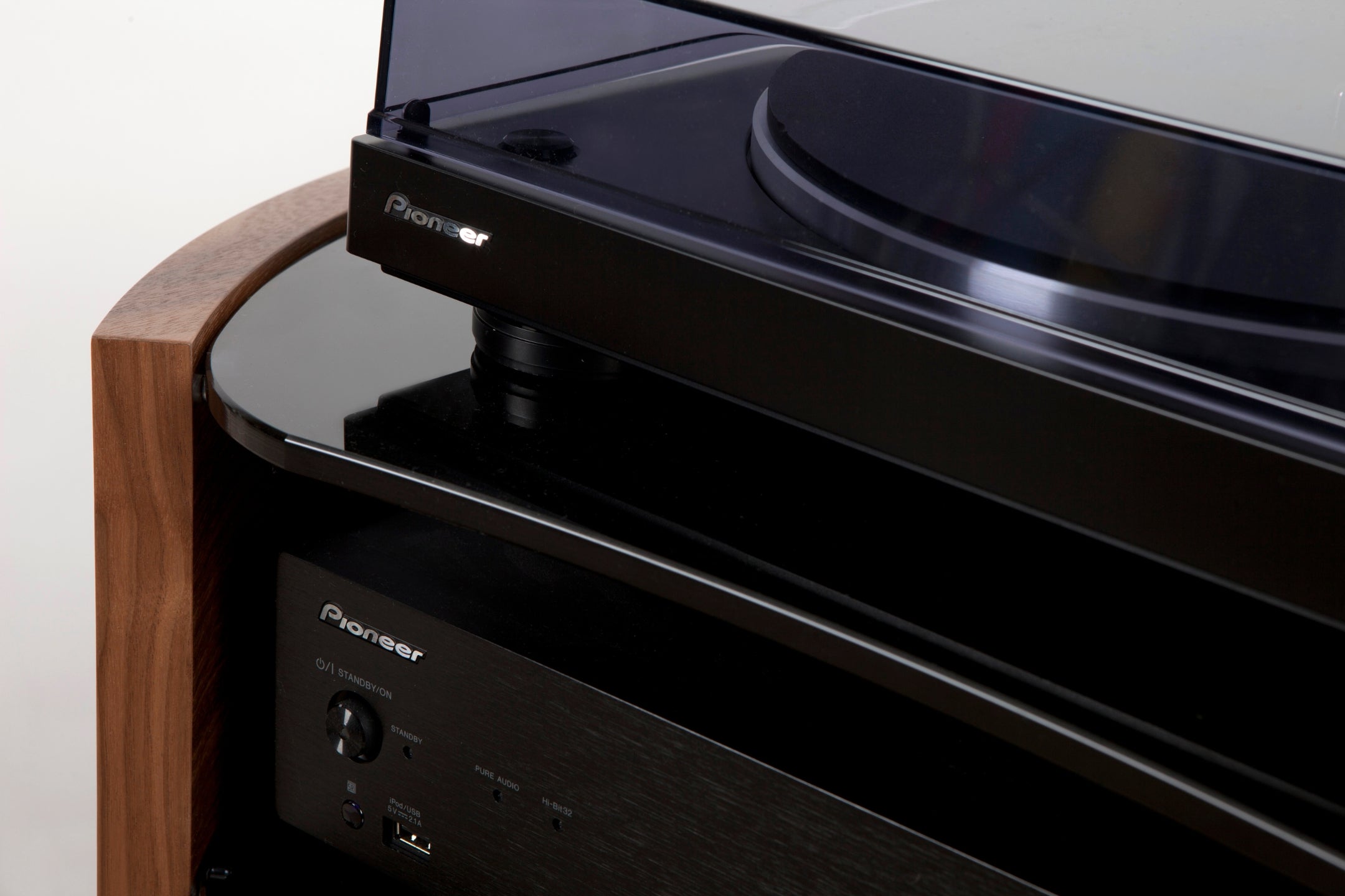 Orbit HI-FI Unit – Tom Schneider
